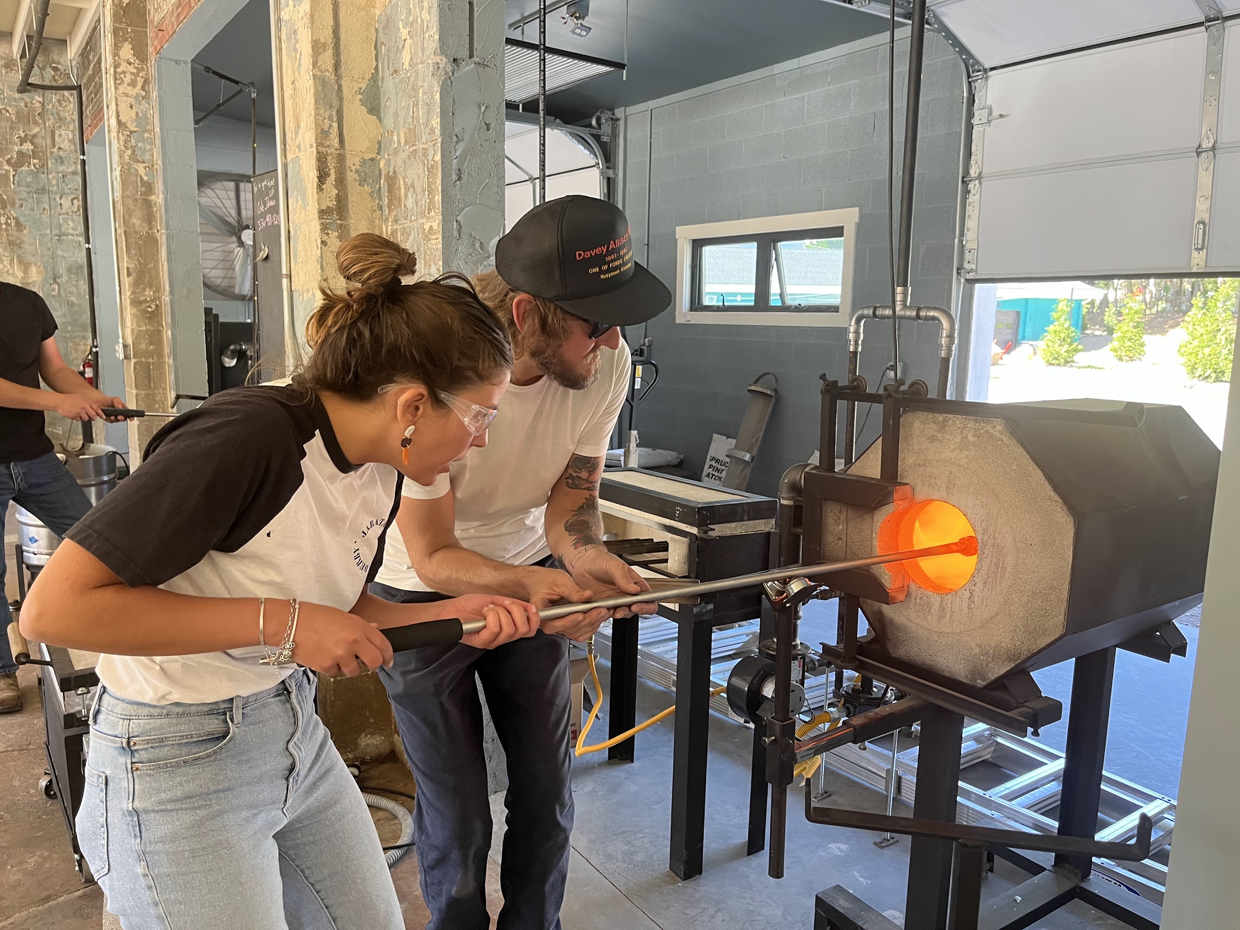 The Top Places To Stay and Shop For Blue Ridge Crafts